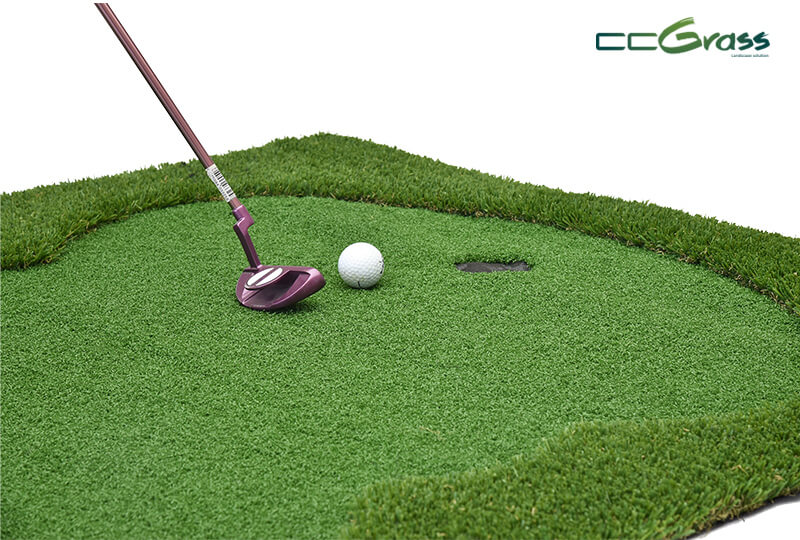 Artificial Backyard Putting Green - CCGrass